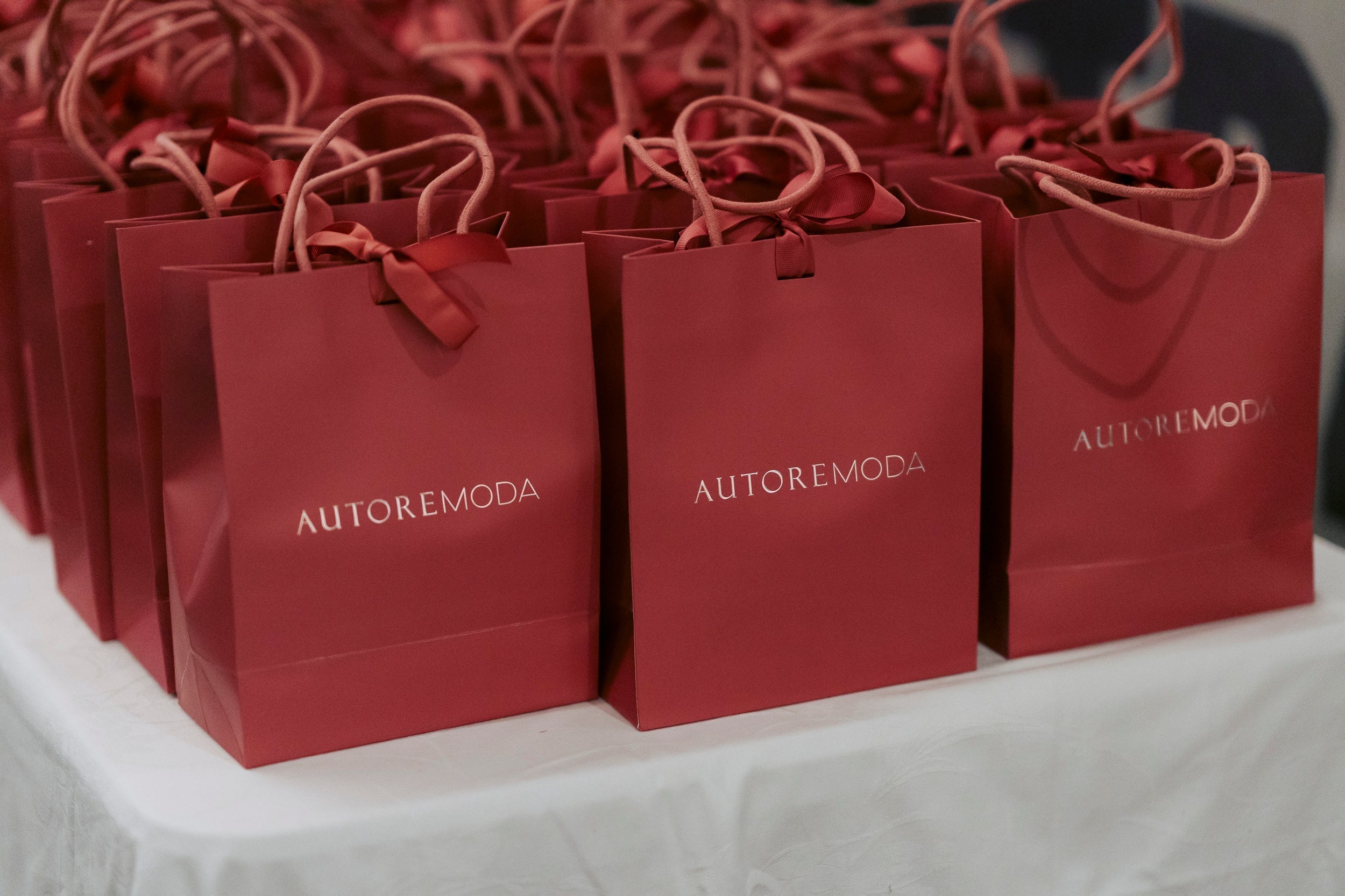 The 2022 Gift Guide We All Need | AUTORE MODA